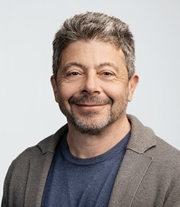 Governance - Management - Person Details | Deckers Brands