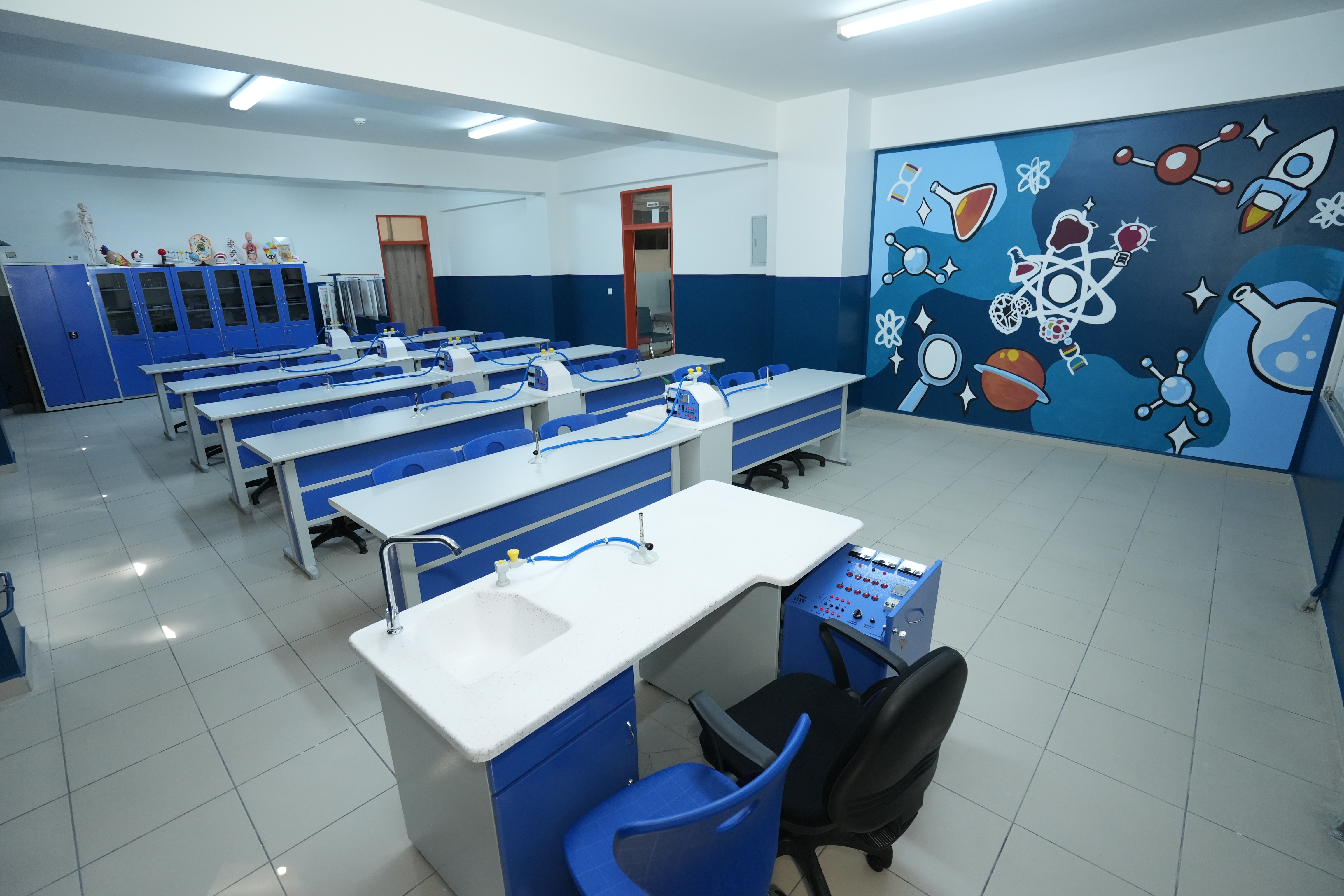 PPG - PPG’s New Paint for a New Start initiative transforms secondary school lab and playgrounds ...