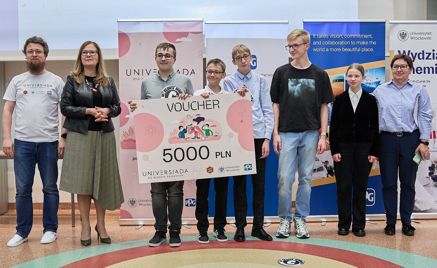 PPG - PPG awards STEM education prizes to school students in Poland